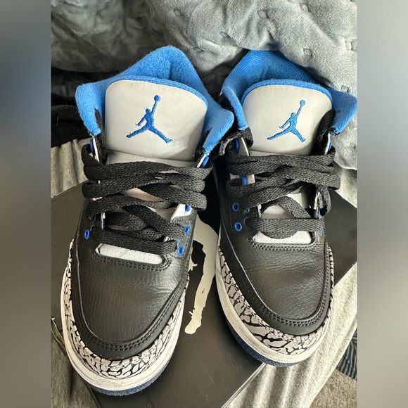 Jordan | Shoes | Jordan Retro 3s Size 4y Practically New | Poshmark